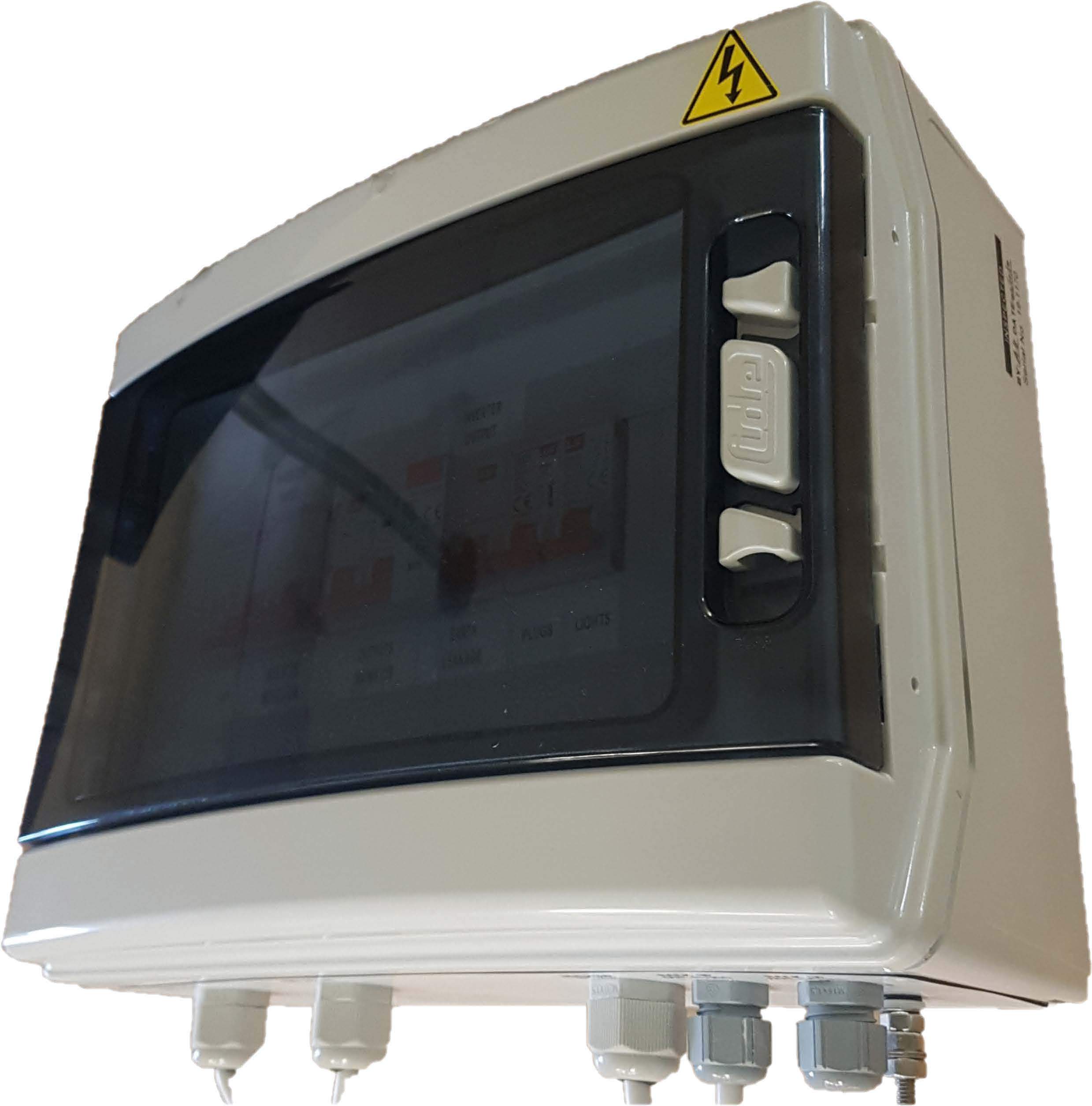 AC Connection Box - DIY Geek